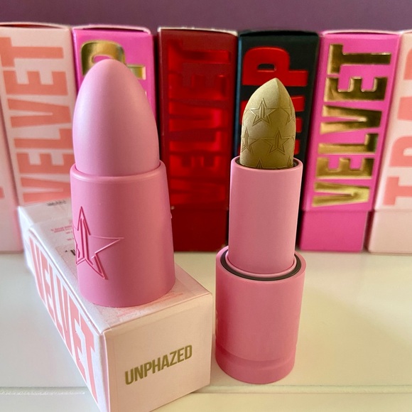 Jeffree Star | Makeup | Jeffree Star Velvet Trap Lipstick Unphazed ...